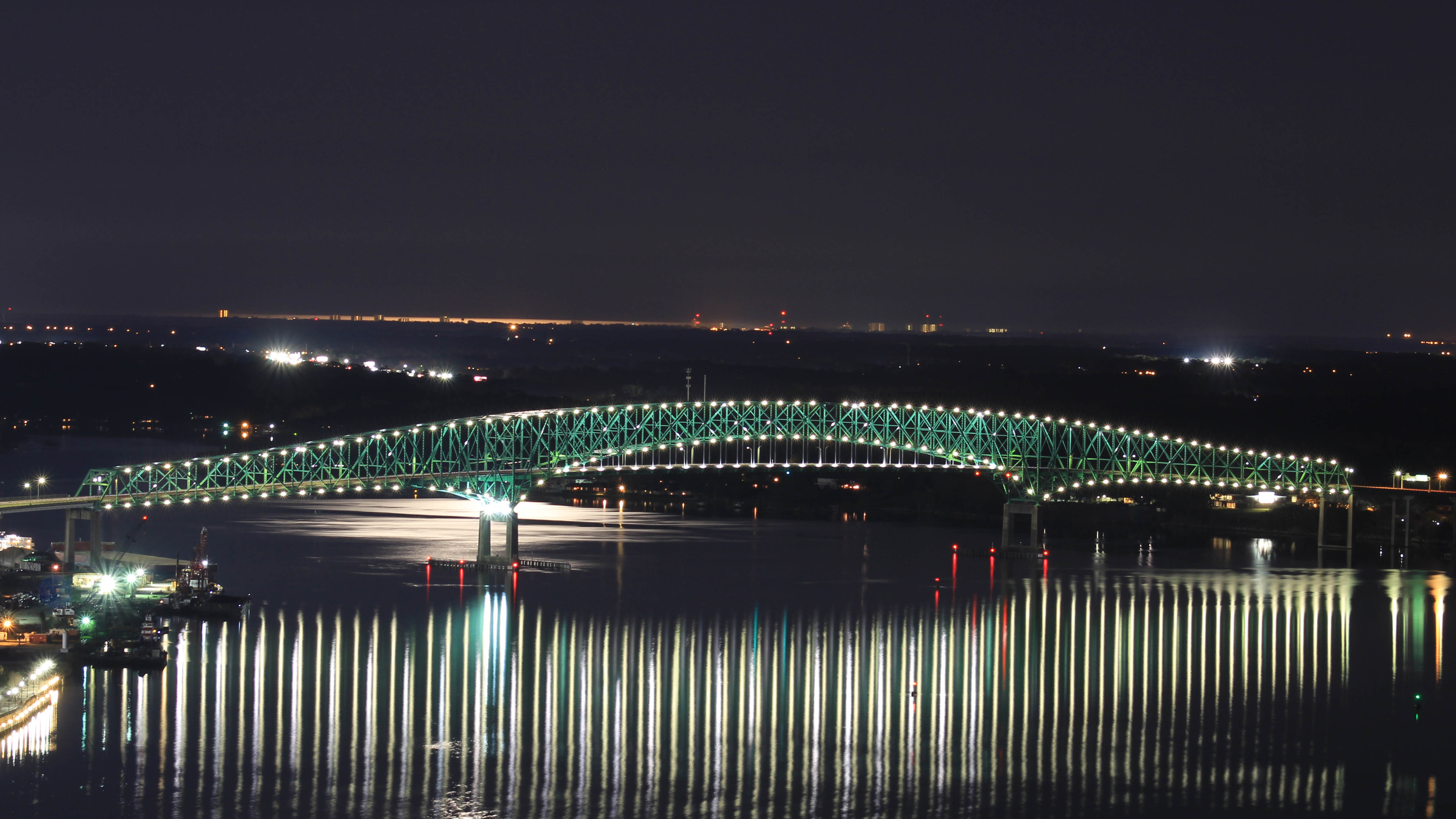 Full Moon over Hart Bridge by Robert Goettlicher | Fstoppers