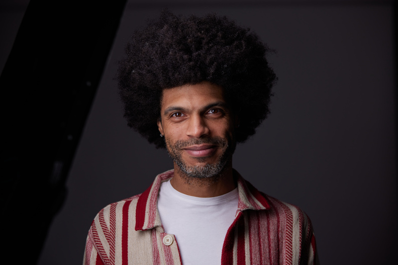 How to Create Dramatic Headshots With Three Lights, One Light at a Time ...