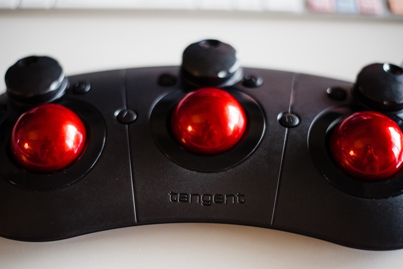 Fstoppers Reviews: Tangent Wave Editing Panels for Capture One Pro 10 ...