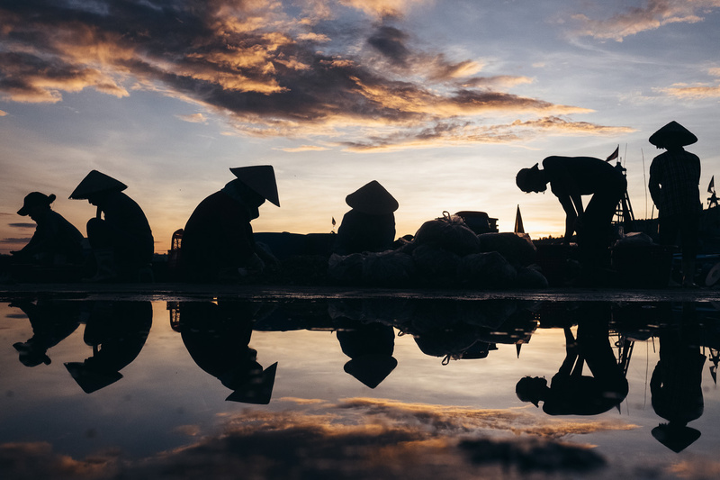 Five Ways to Use the Sunrise for Photography of People | Fstoppers