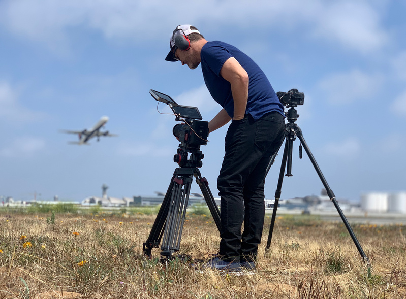 Mesmerizing Time-lapse Video Shows the inside of Los Angeles Airport ...