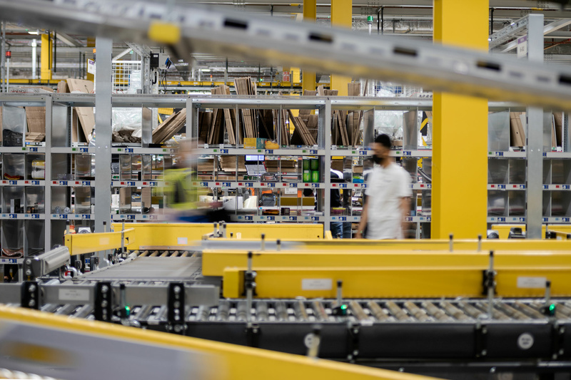 From Photographer to Amazon Worker: Documenting Life in the Warehouse ...