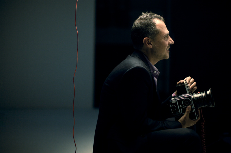 Here Is How Platon Captures the Most Significant Portraits in Modern ...