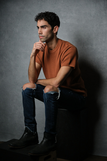 How to Create Four Portrait Looks With One Continuous Light | Fstoppers