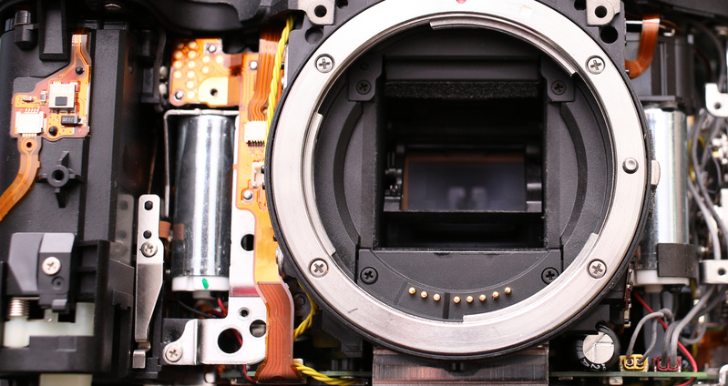 Hey Canon, Why Are Your Cameras Falling Apart? | Fstoppers