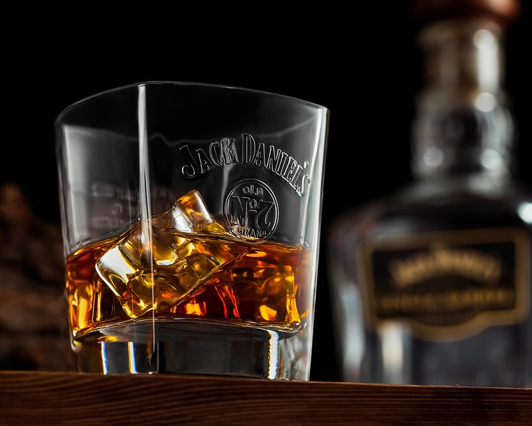 Jack Daniel's on the rocks - Juriy Kolokolnikov on Fstoppers