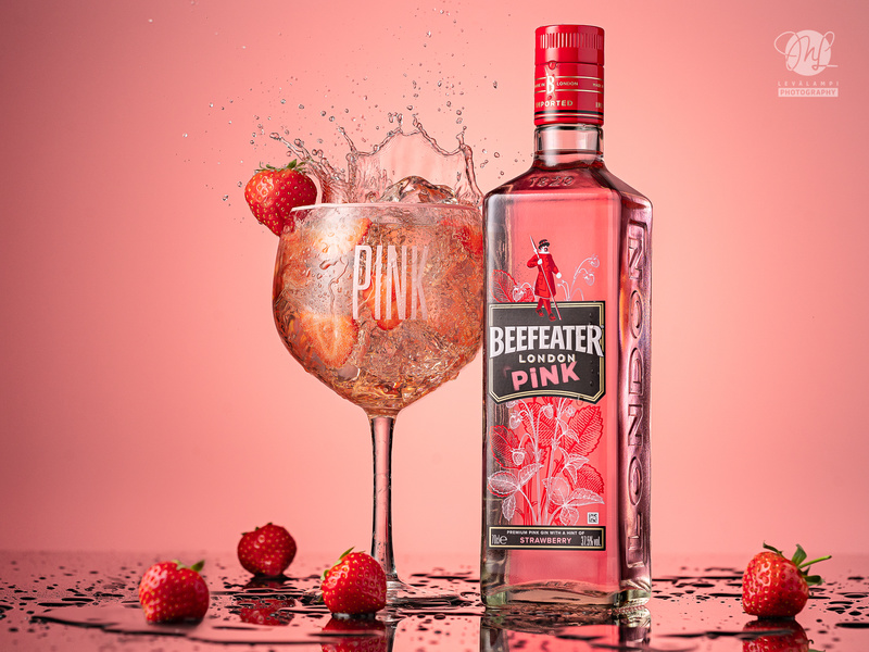 Beefeater Pink splash! - Mika Levälampi on Fstoppers