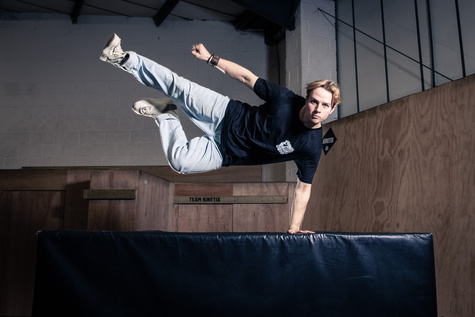 iPhone Versus DSLR: The Ultimate Real-world Test | Fstoppers