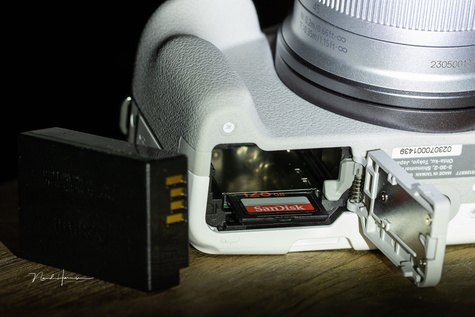 We Review the Tiny Canon EOS R50 Mirrorless Camera | Fstoppers