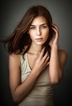 Simple portrait of Tynka - Milan R on Fstoppers