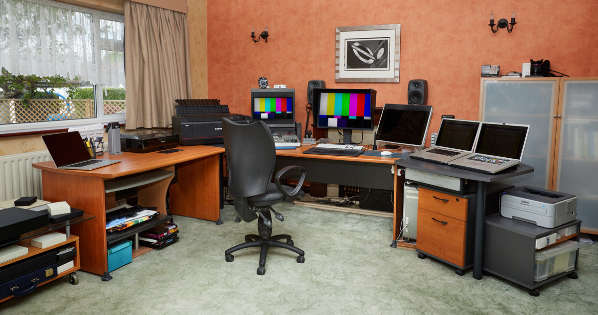 Photographers: What's Your Workstation Look Like? | Fstoppers