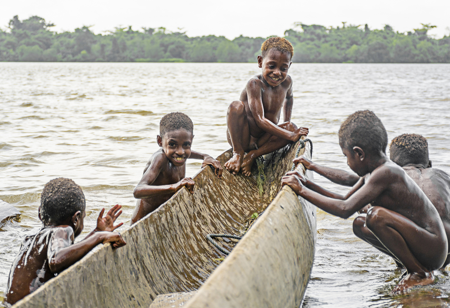 Life of Kid in Papua - Bath Time - Kwan William on Fstoppers