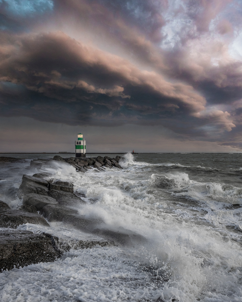 Storm at the coast - Matthijs Bettman on Fstoppers