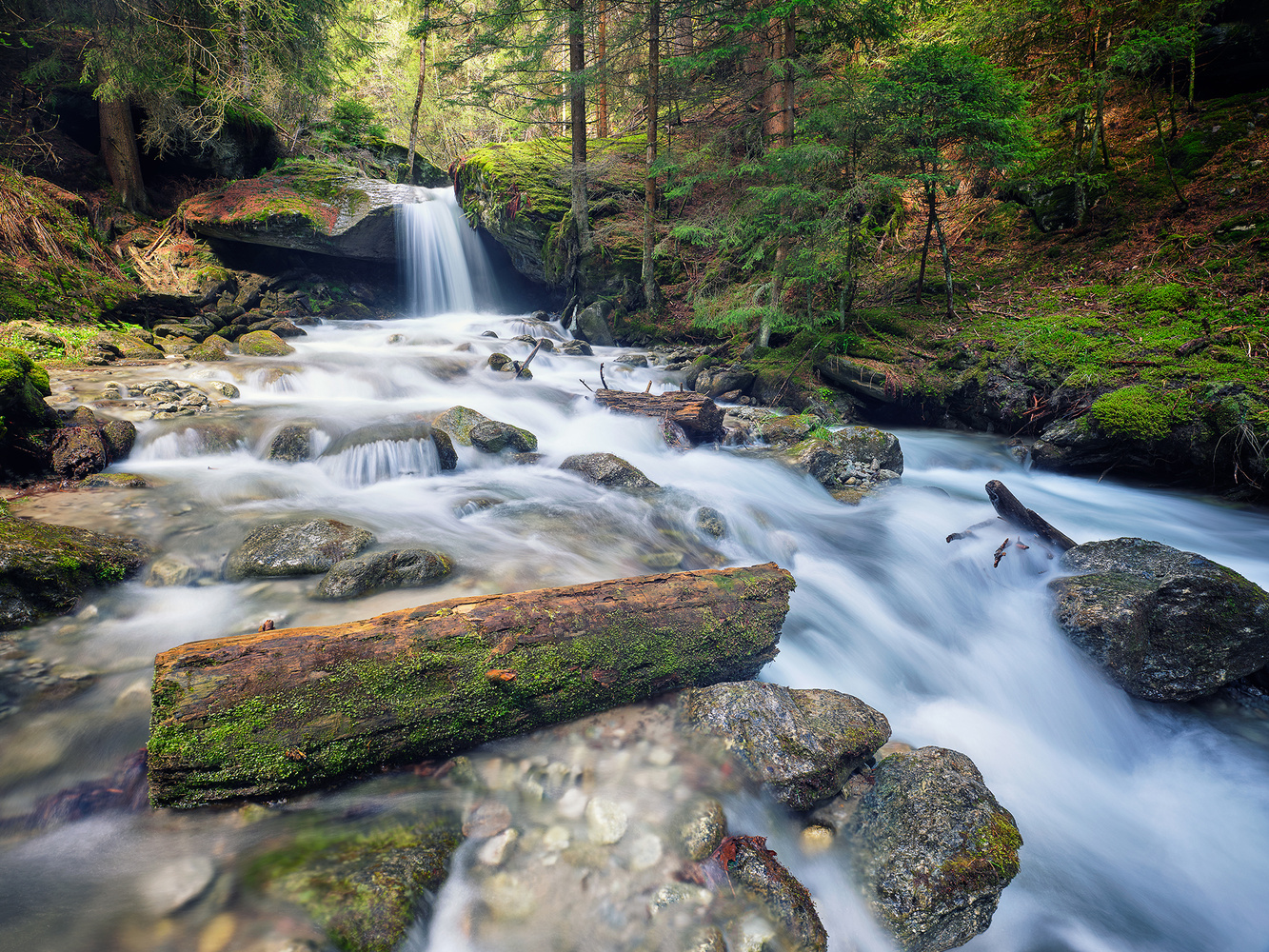 Spring flow - Lionel Fellay on Fstoppers