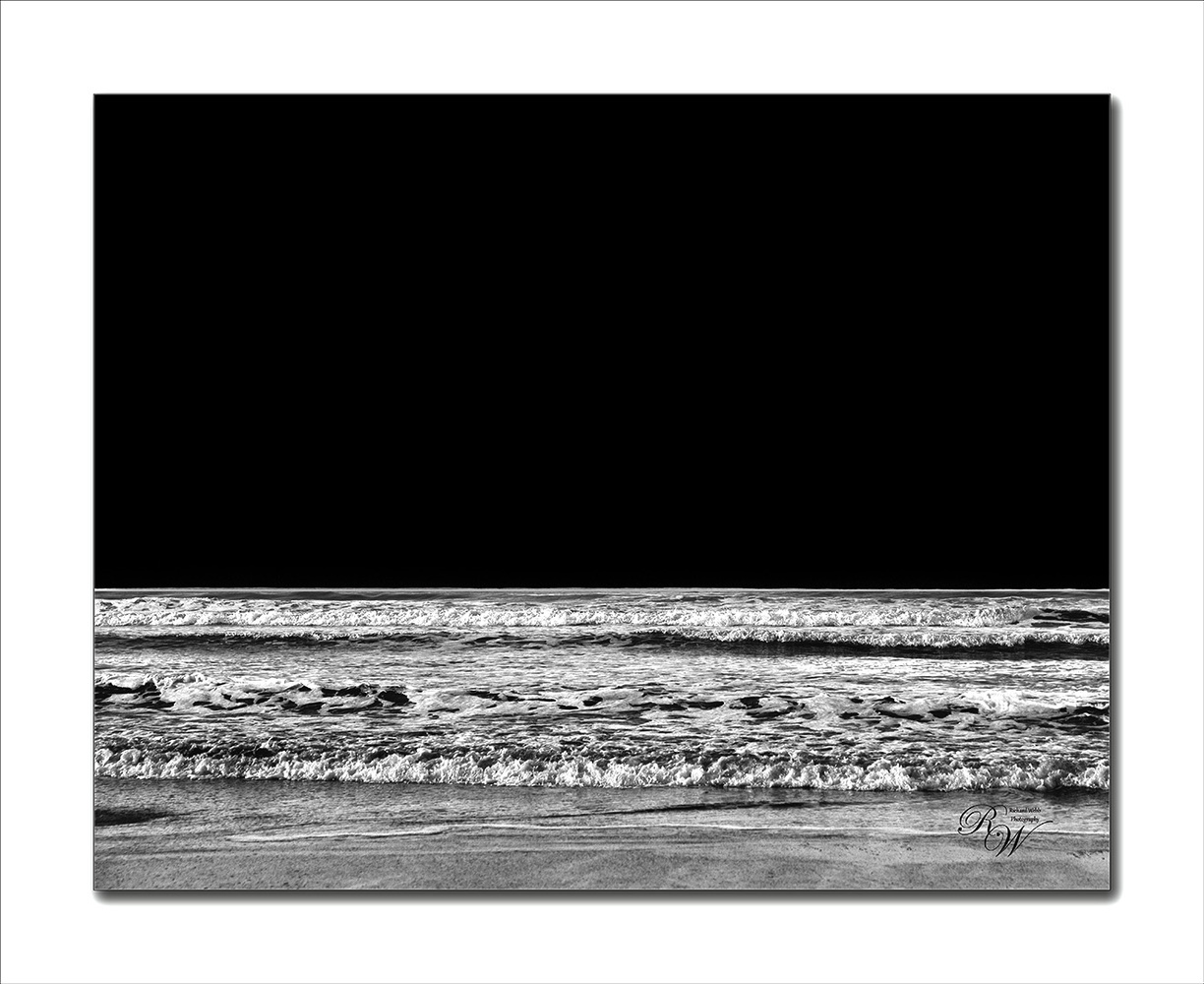 Black sky by Richard Webb | Fstoppers