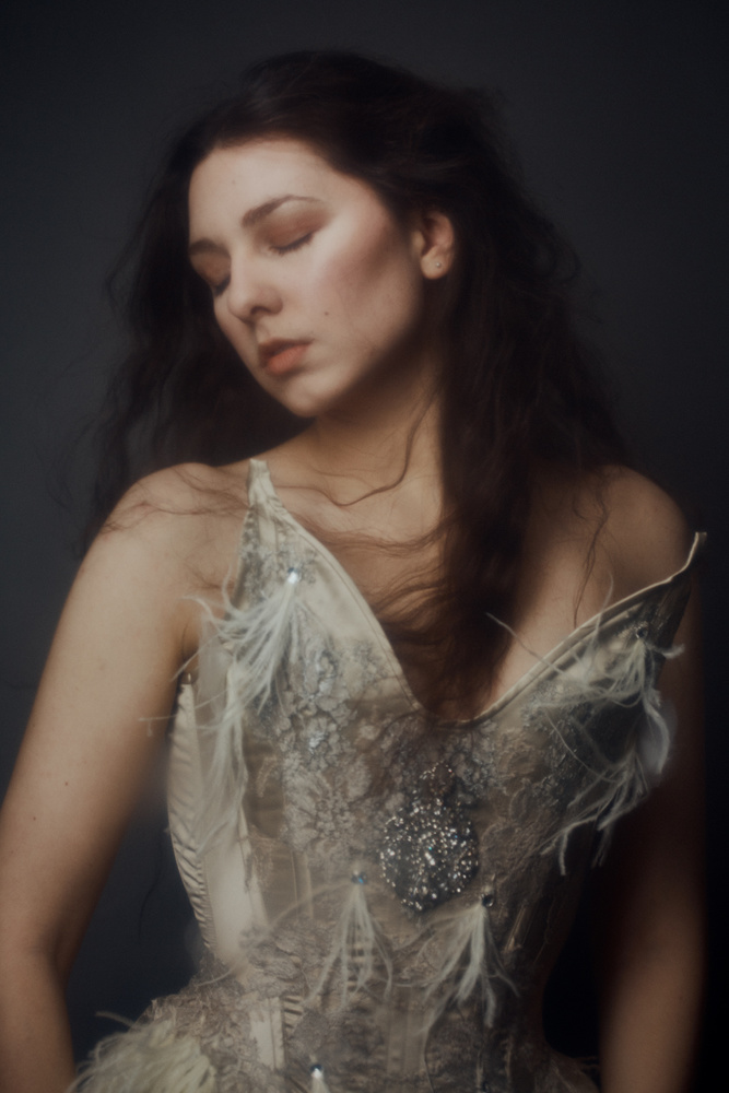 Maki - Laura Sheridan on Fstoppers