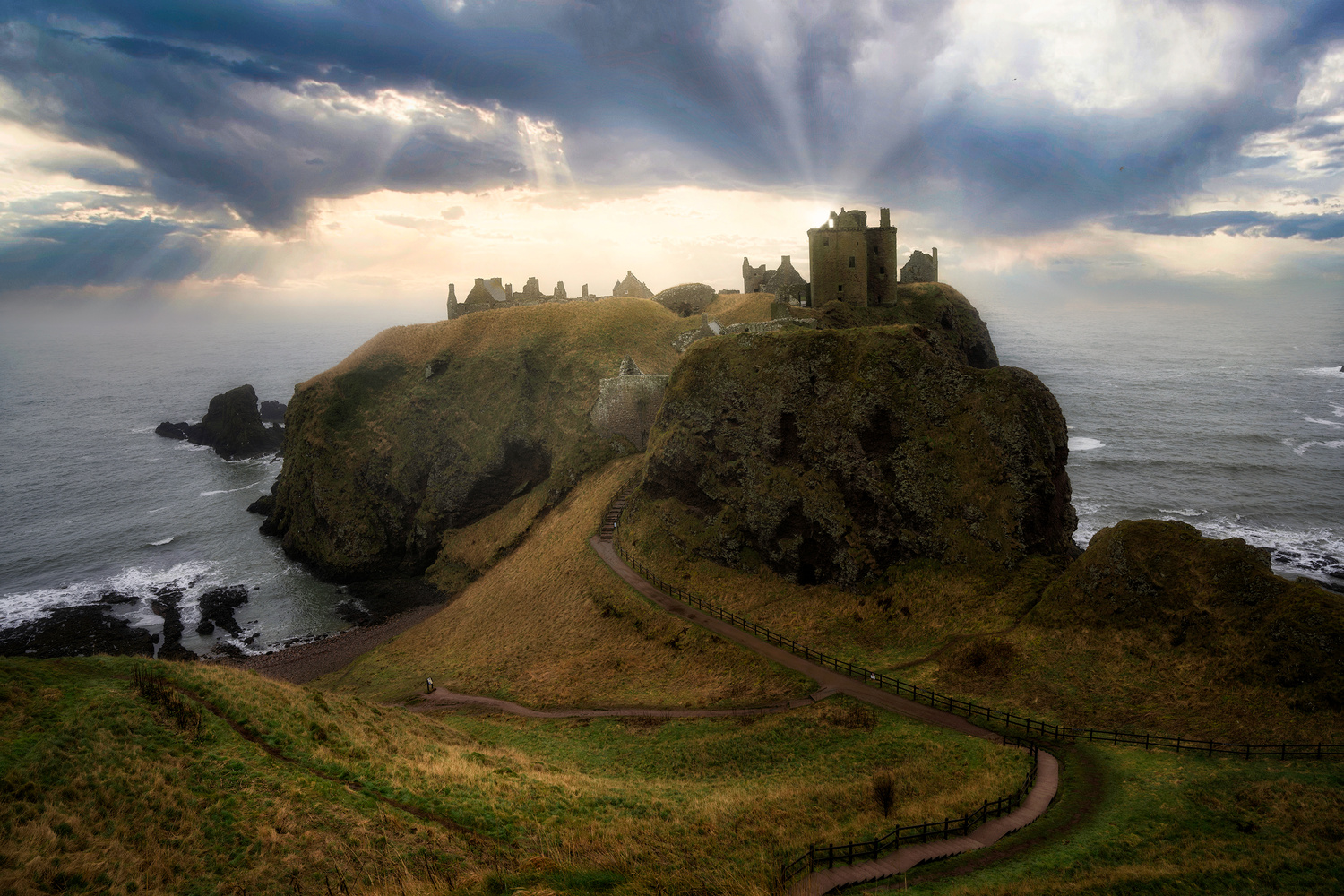 Dunnottar Castle, Scotland 🏴󠁧󠁢󠁳󠁣󠁴󠁿 - Celso Mollo on Fstoppers