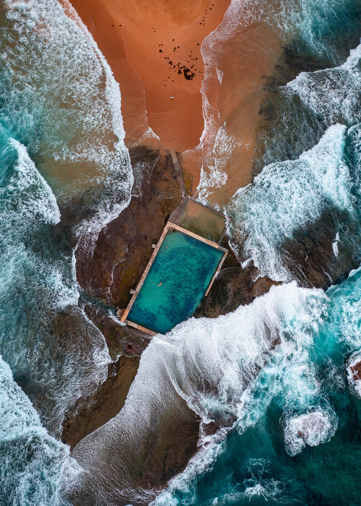 Crystal Pool - Donald Yip on Fstoppers