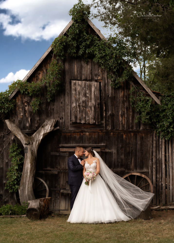 A rustic wedding - Daniel Venter on Fstoppers