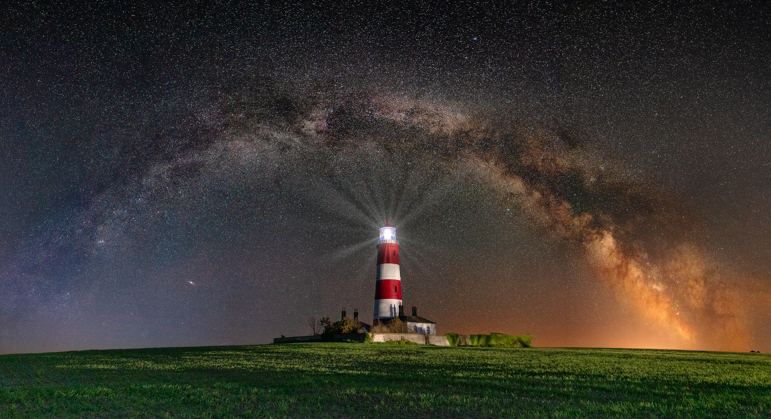 Happisburgh Lighthouse with Milky Way Galaxy Arch - Tony Balsimo on ...