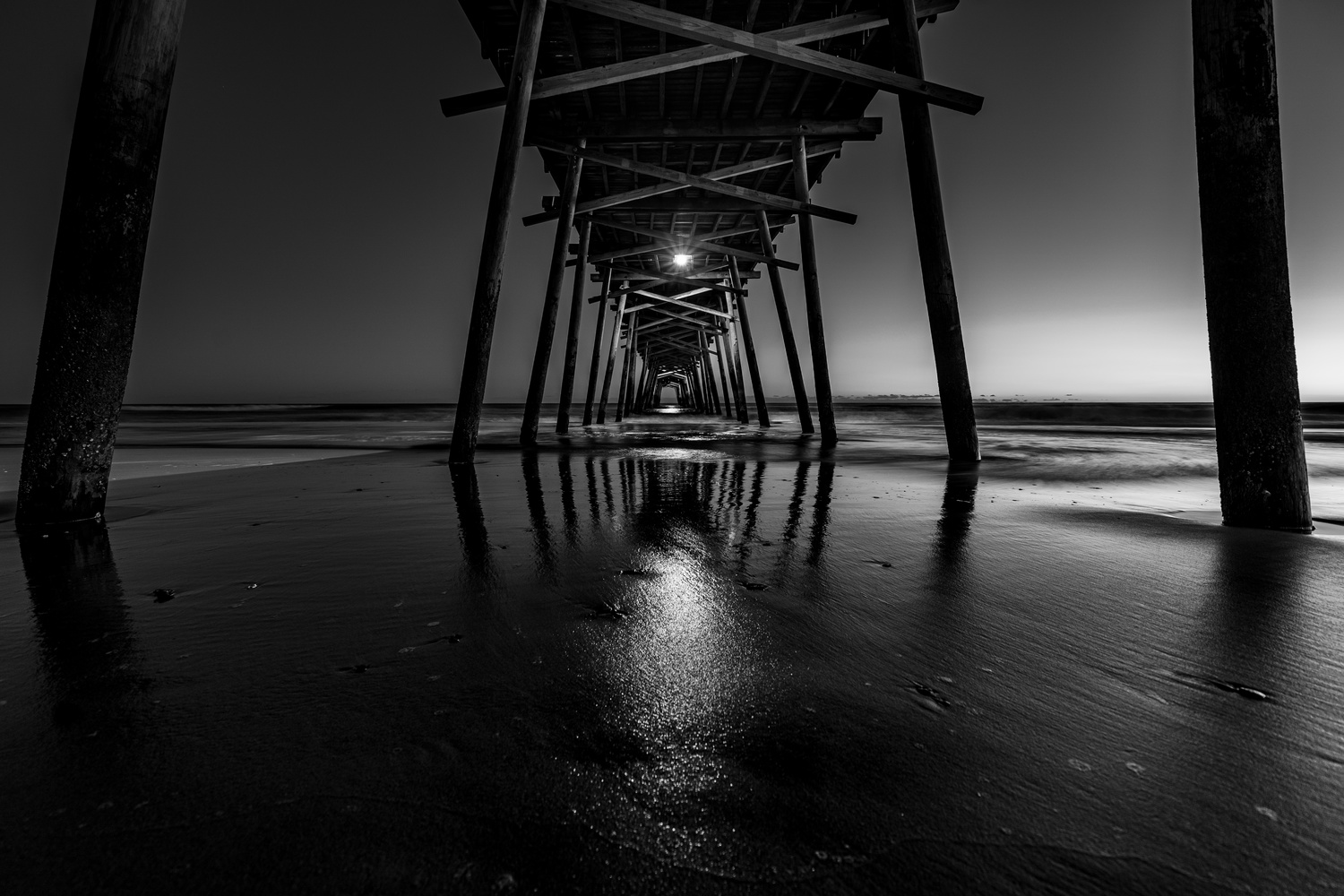 Pier B&W - Kyle Foreman on Fstoppers