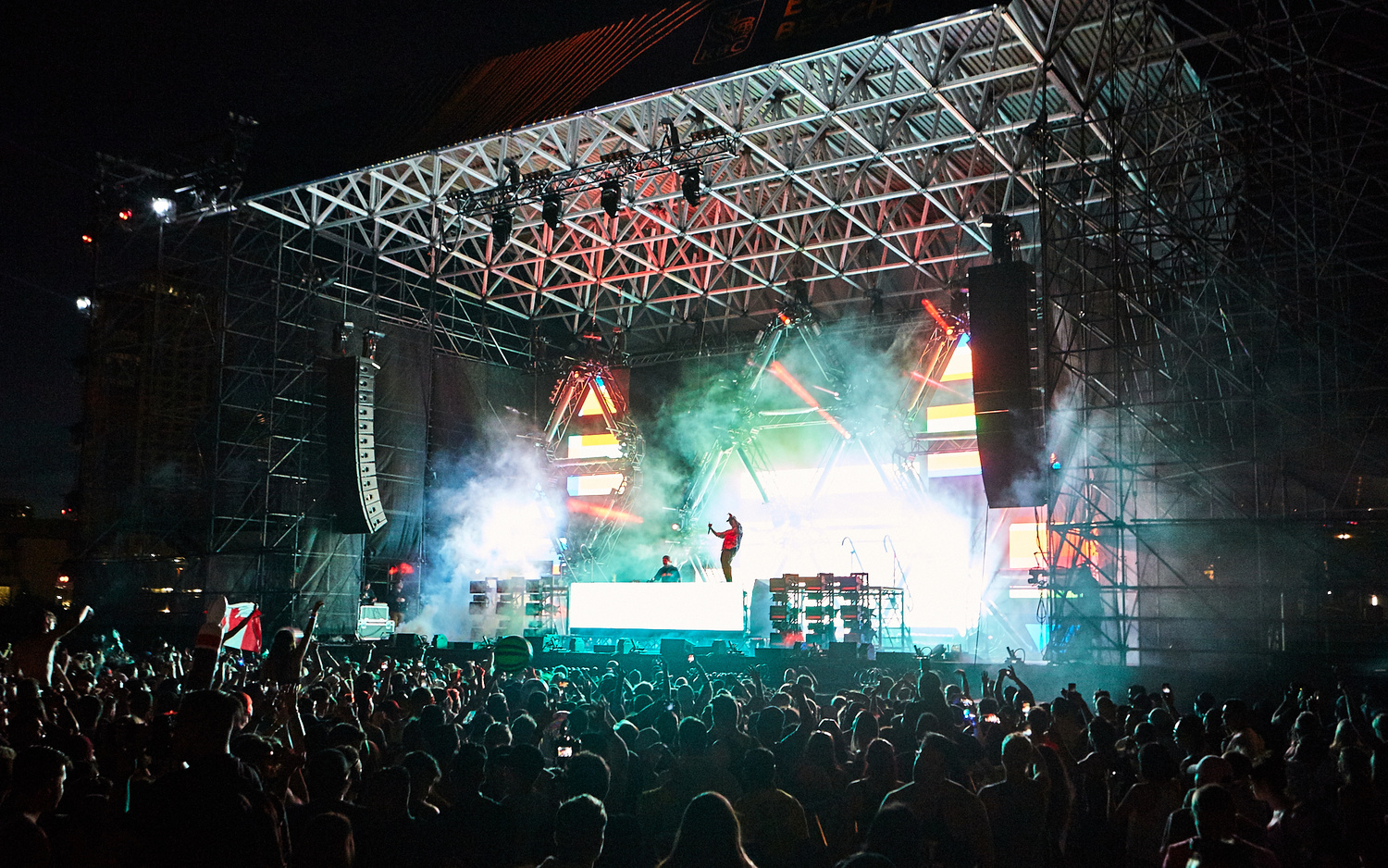 EDM Festivals Concert Photography On Fstoppers edm-festivals-concert-photography-on-fstoppers