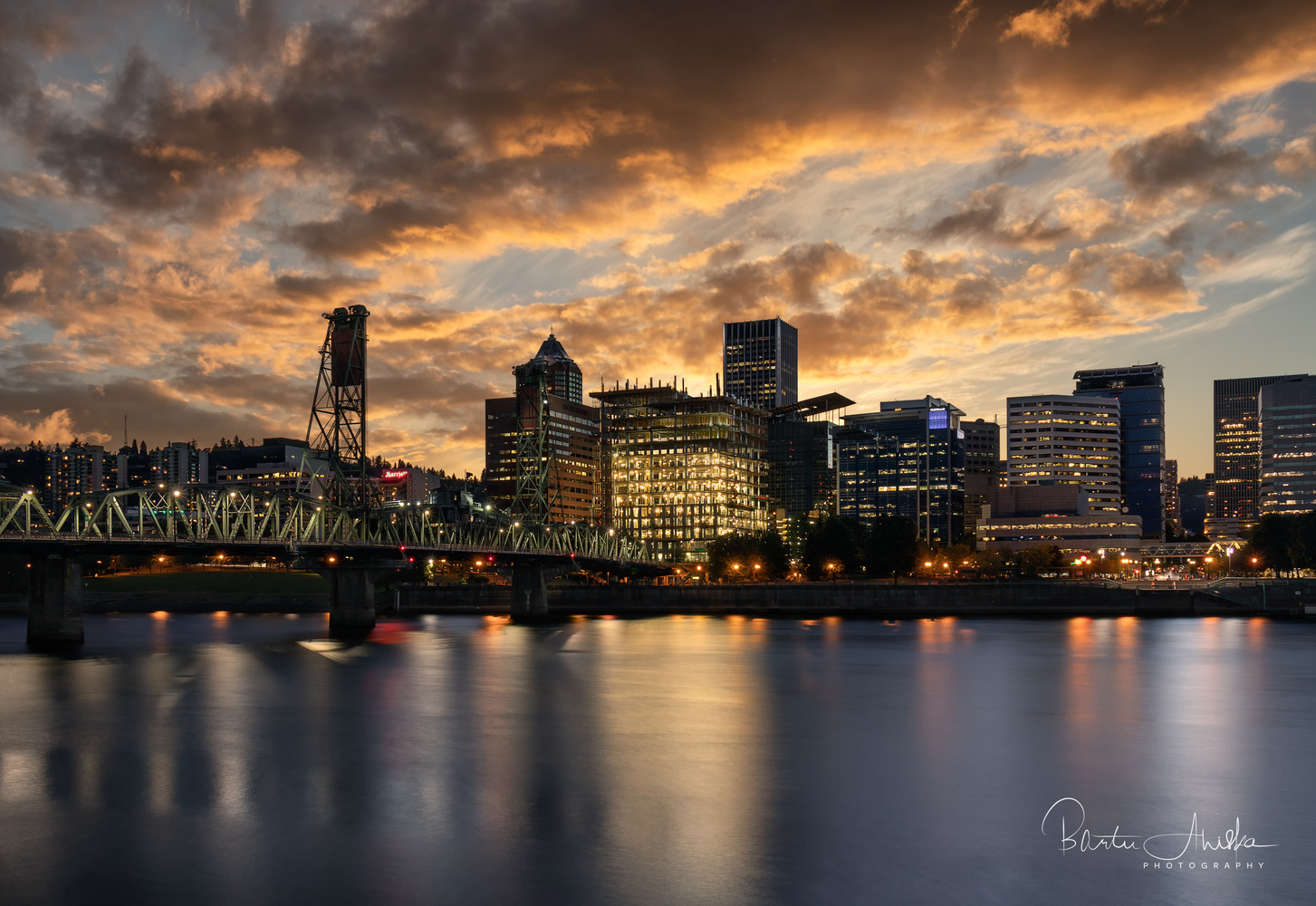 Beautiful sunset in Portland, Oregon - Bartu Ahiska on Fstoppers