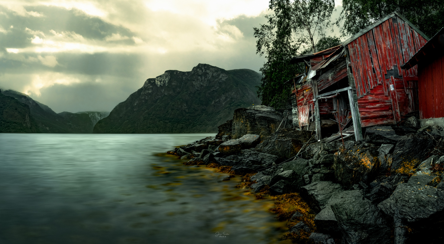 Duty is Served - Jan Eide on Fstoppers