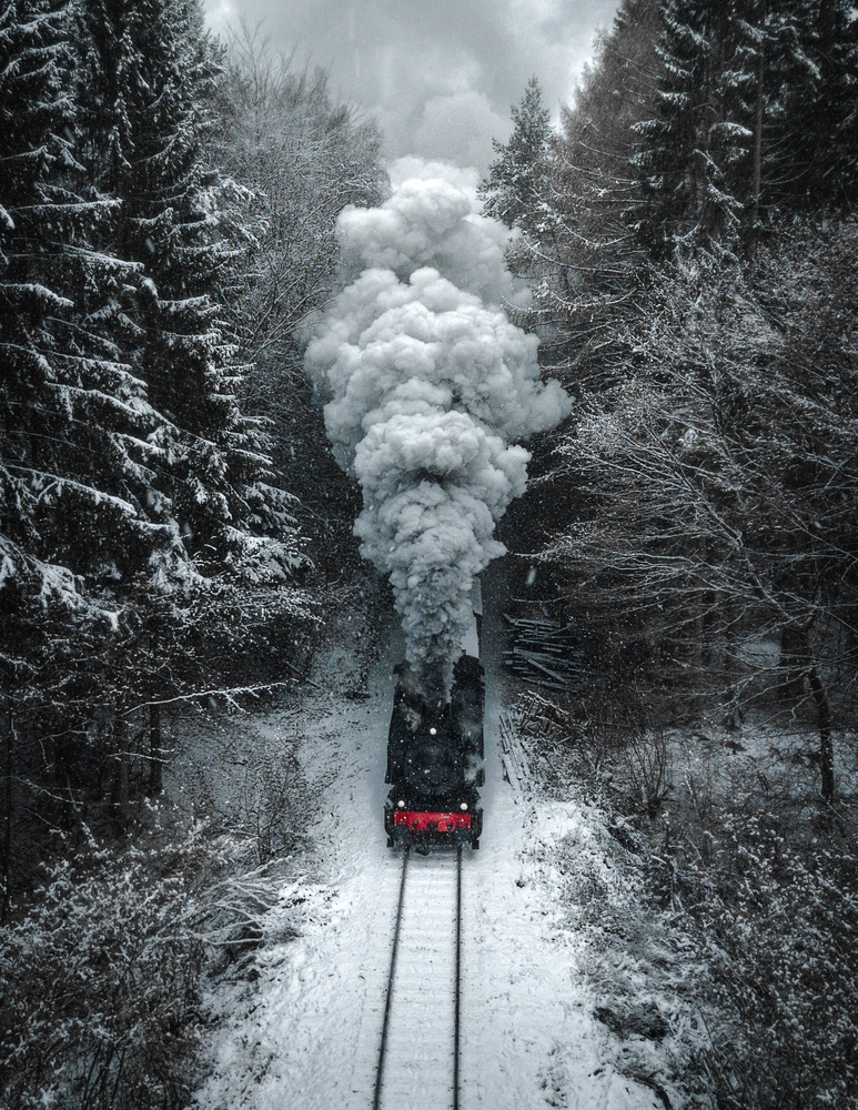 Old steam train in the snow - Oliver Heinrichs on Fstoppers