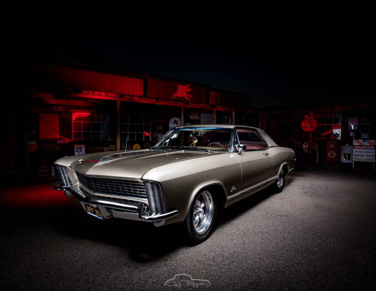 '65 Buick Riviera - Creigh McIntyre on Fstoppers