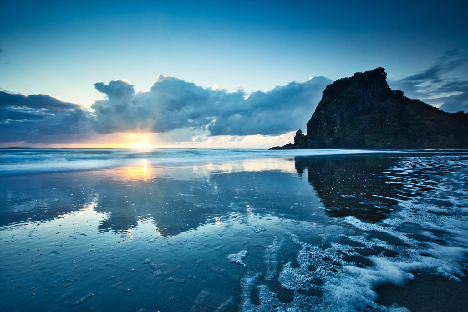 Piha Sunset - Chad Wanstreet on Fstoppers