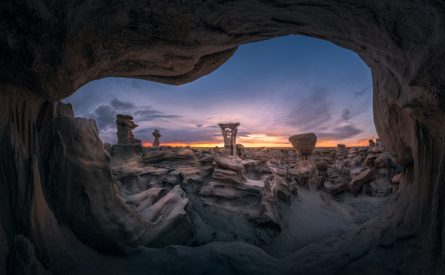 Secret cave of Alien Throne - Daniel Viñé on Fstoppers