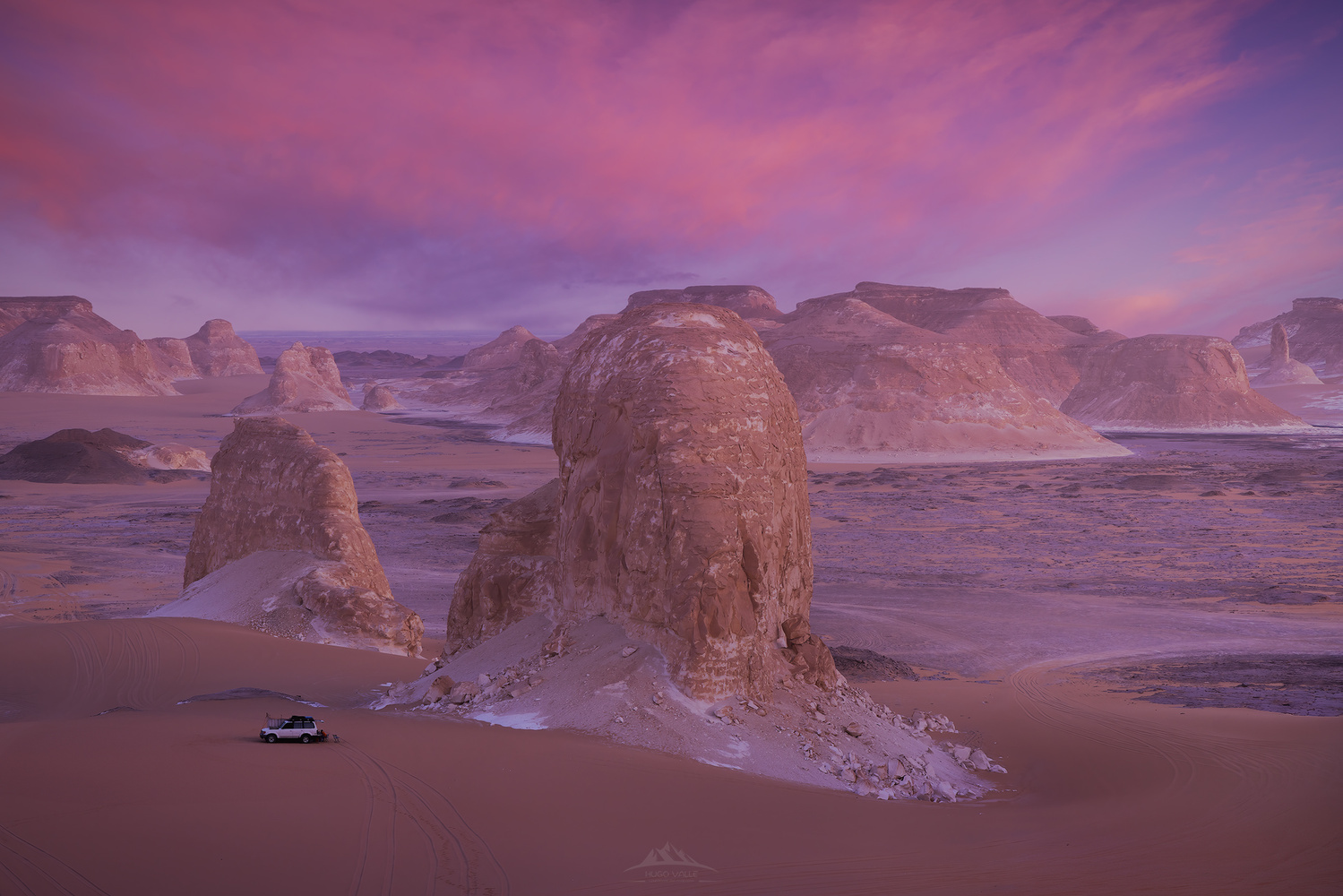 Alone Desert - Hugo Valle on Fstoppers