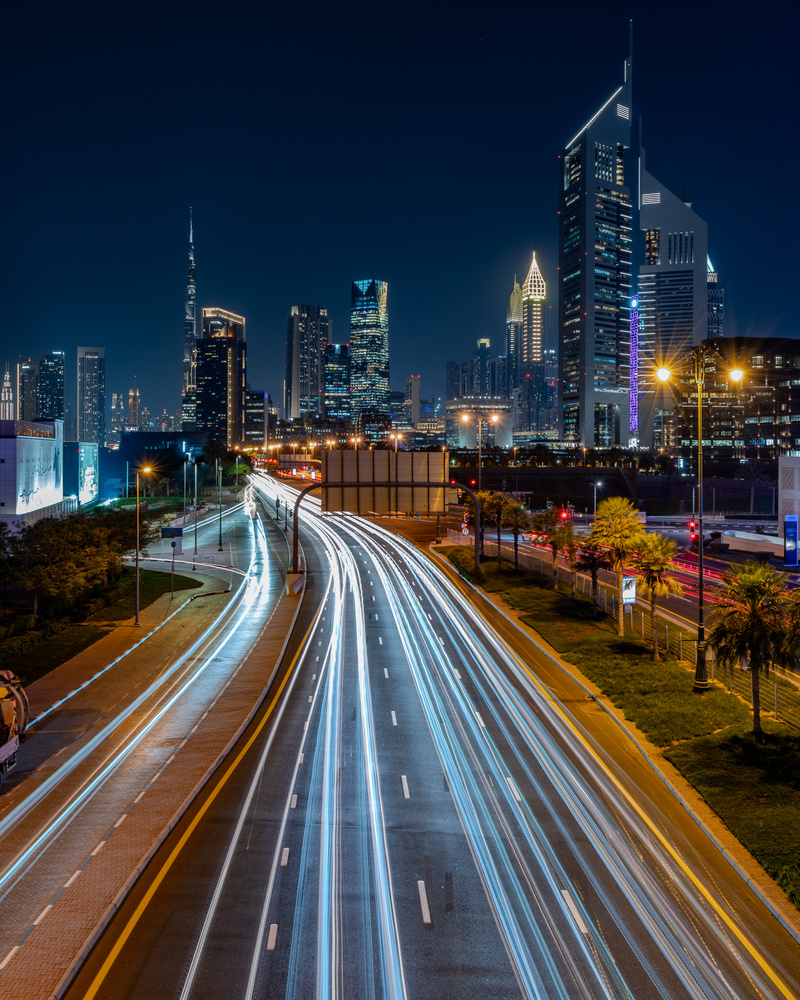 Cars leaving Downtown Dubai - Ramon Rios on Fstoppers