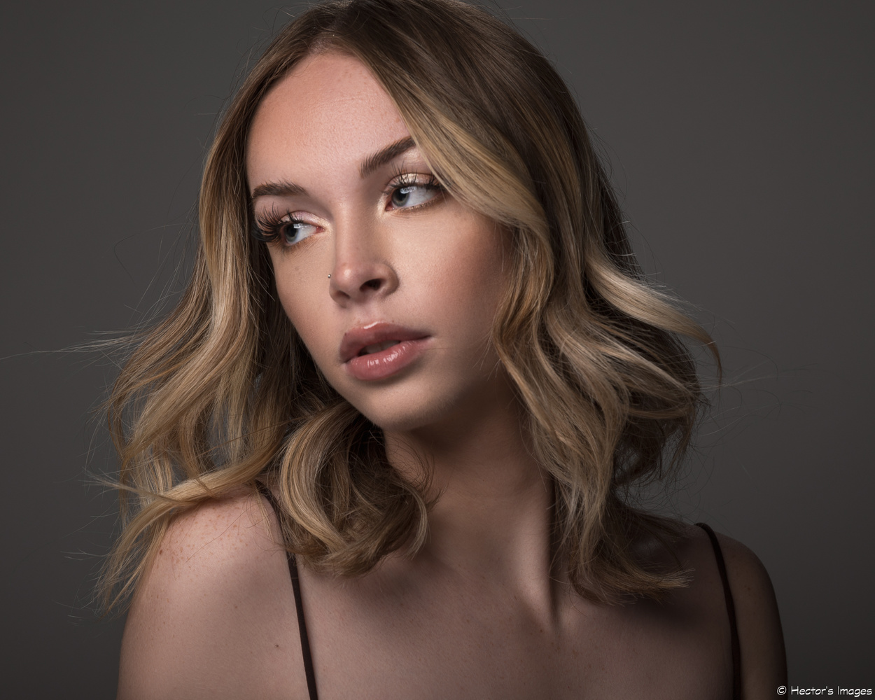 Allie's up close portrait - Hector Reyes on Fstoppers