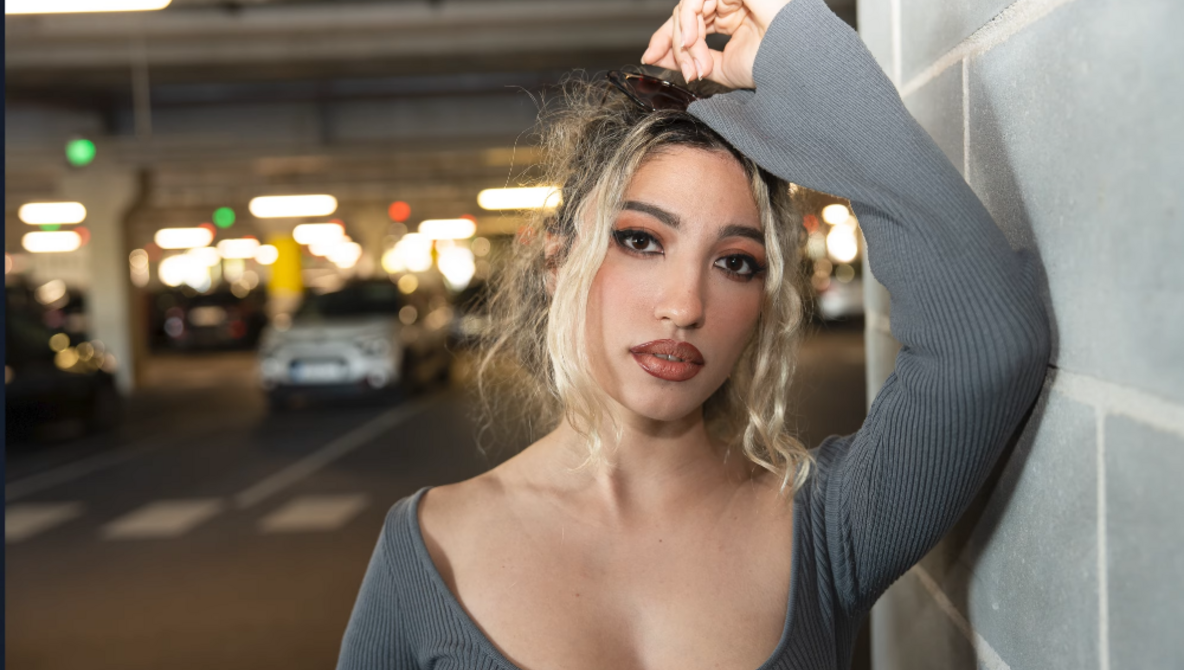 Why Your On-Camera Flash Looks Bad and the Exact Settings That Fix It ...