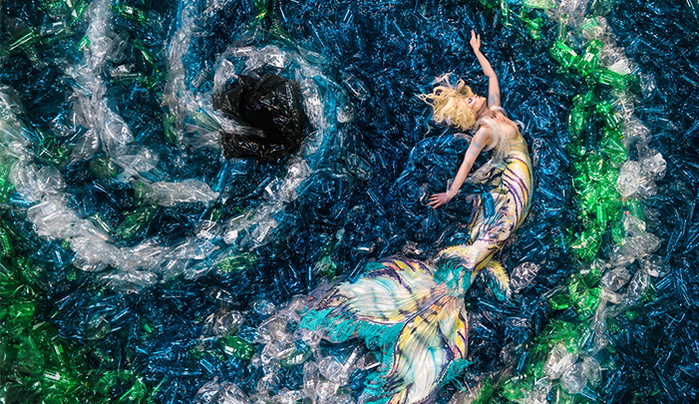 Photographer Captures 10,000 Plastic Bottles And A Mermaid To Send The ...