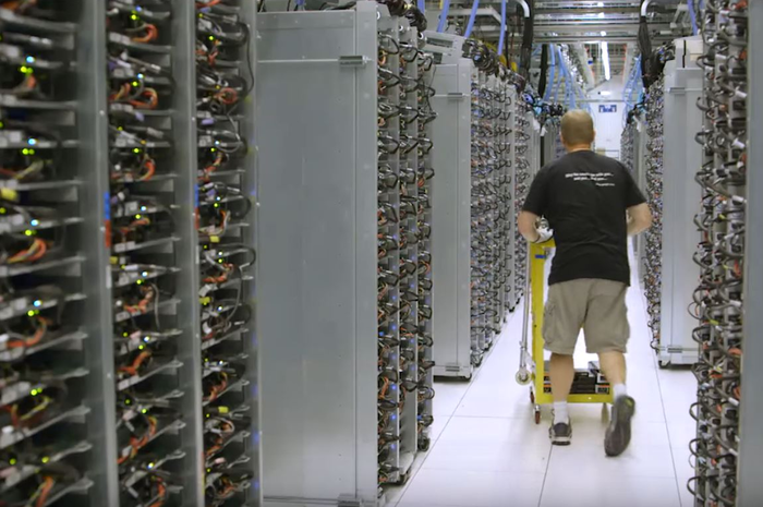 VP of Google's Data Center Operations Takes You Inside Google's Massive ...