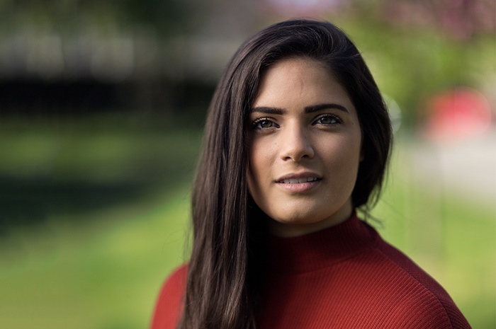 Five Helpful Tips for Shooting Portraits in Harsh Sunlight | Fstoppers