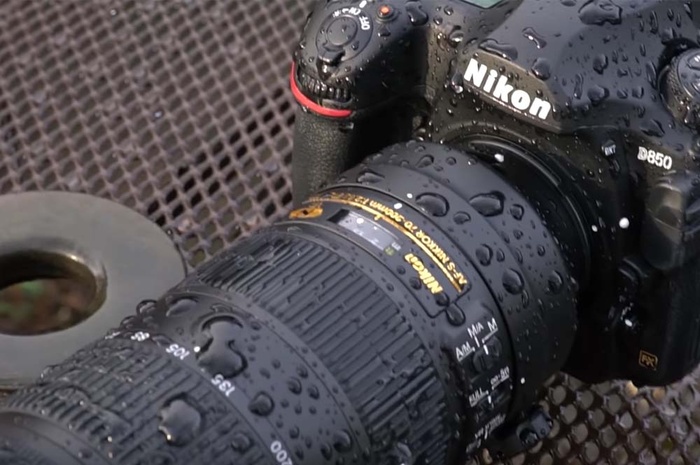 Testing How Canon, Nikon, Sony and Olympus Cameras Fare in the Rain ...