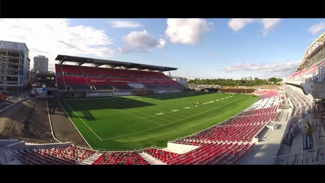 Timelapse - Lansdowne CFL football field - Jonathan Maher on Fstoppers
