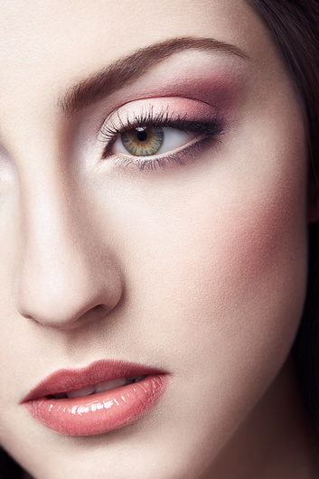 Understanding Makeup to Become a Better Photographer | Fstoppers