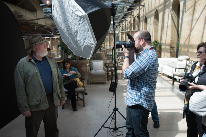 A How-To Guide On Photographing Strangers | Fstoppers