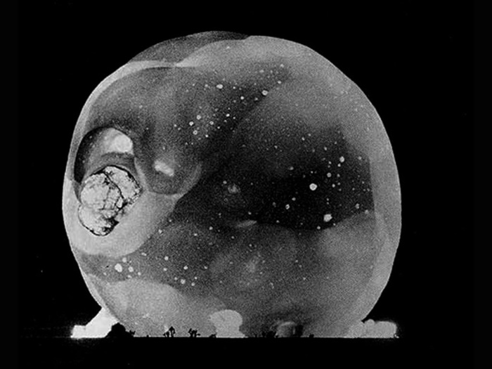A Shutter Speed of 1/100,000,000 s: Capturing Photos of the Atomic Bomb ...