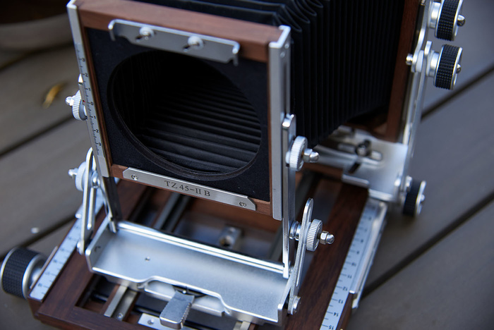 Fstoppers Reviews the Intrepid 4x5 Film Camera | Fstoppers
