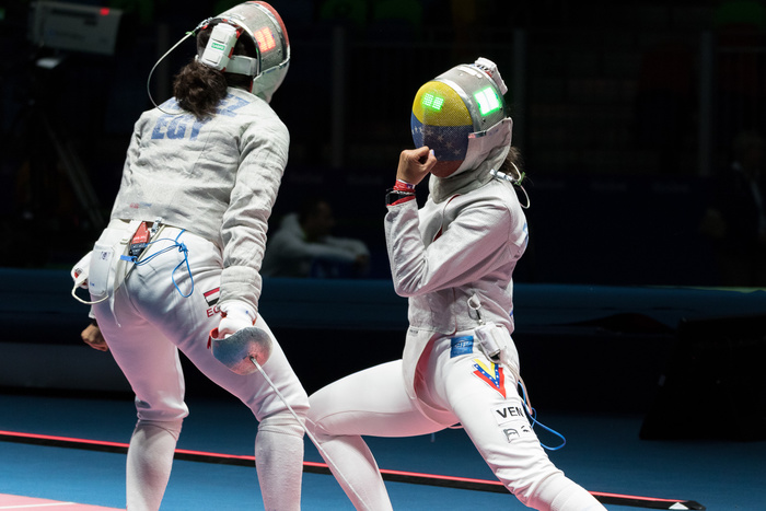 What It's Like Photographing Olympic Fencing | Fstoppers