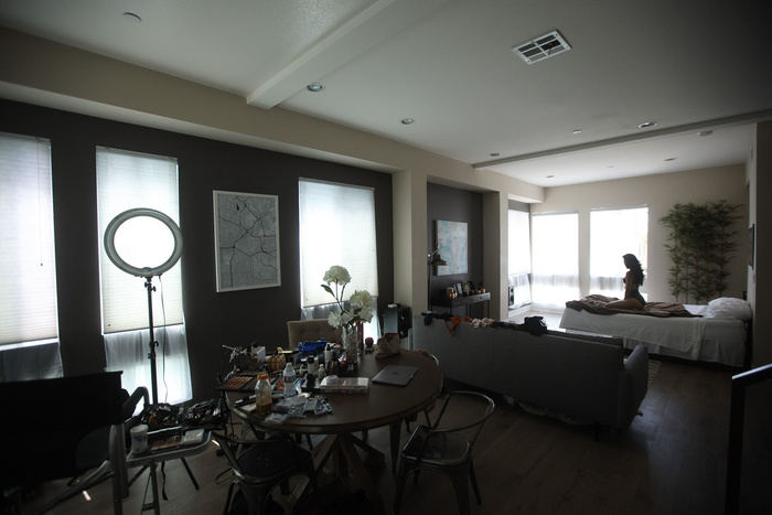 On Location: Behind the Scenes with Natural Light | Fstoppers