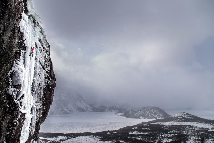 Fstoppers Interviews World Renowned Climbing Photographer Christopher ...