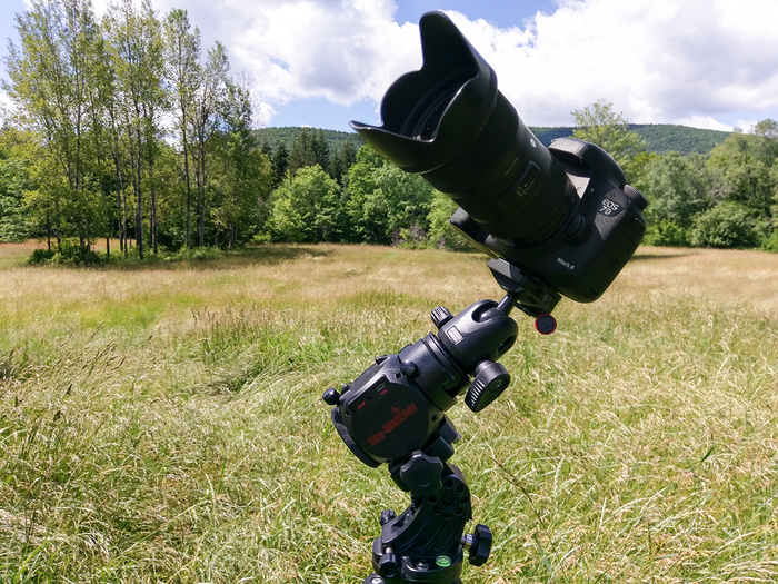 Fstoppers Reviews a Lightweight Astrophotography Mount: The Sky-Watcher ...