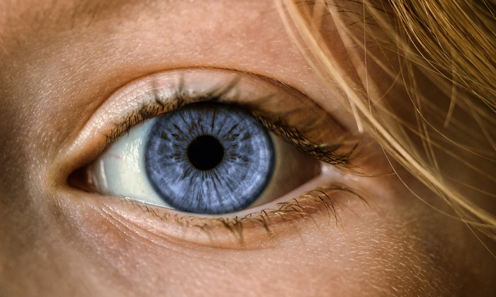 The Secret to Making Eyes More Attractive, Backed by Science | Fstoppers